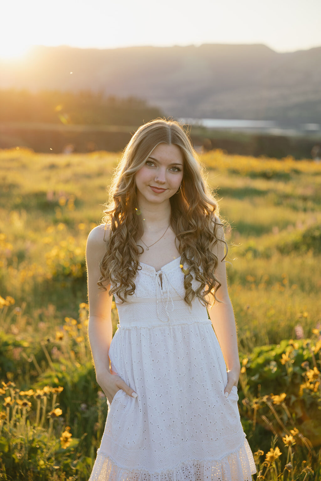 Senior Photos 101: A Guide to Graduation Photos in 2025 | Meghan G ...